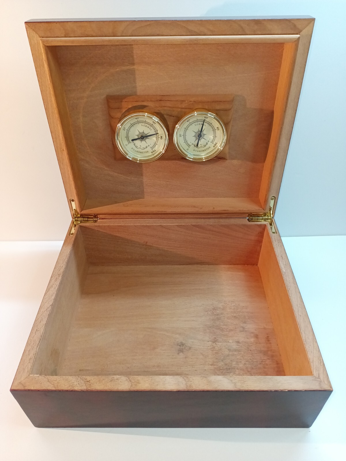 Cigar Set Lot, Thompson & Co 1915 Humidor Box Wood Cherry With Smoking ...