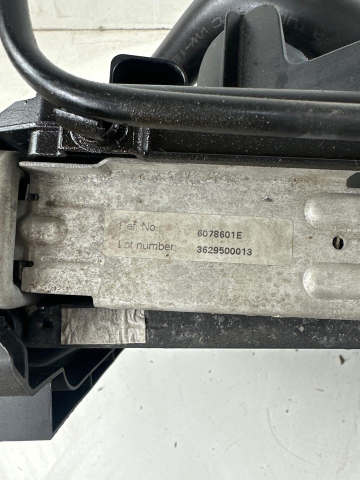 08-13 BMW E90 E92 E93 M3 OEM Engine Radiator with Cooling Fan | eBay