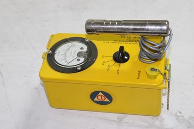 CD V-700 ELECTRO-NEUTRONICS Geiger Counter Meter | eBay