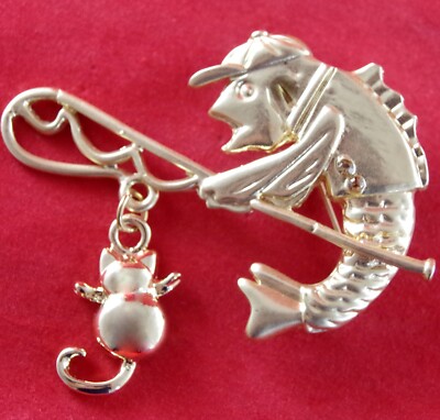 LOL! 2.25" NEW VTG-INSPIRED FISH CATCHING CAT ON FISHING POLE DANGLE ...