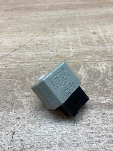 895A1 46010 061800 0840 Toyota Relay Control Module Unit Stop Lamp ...