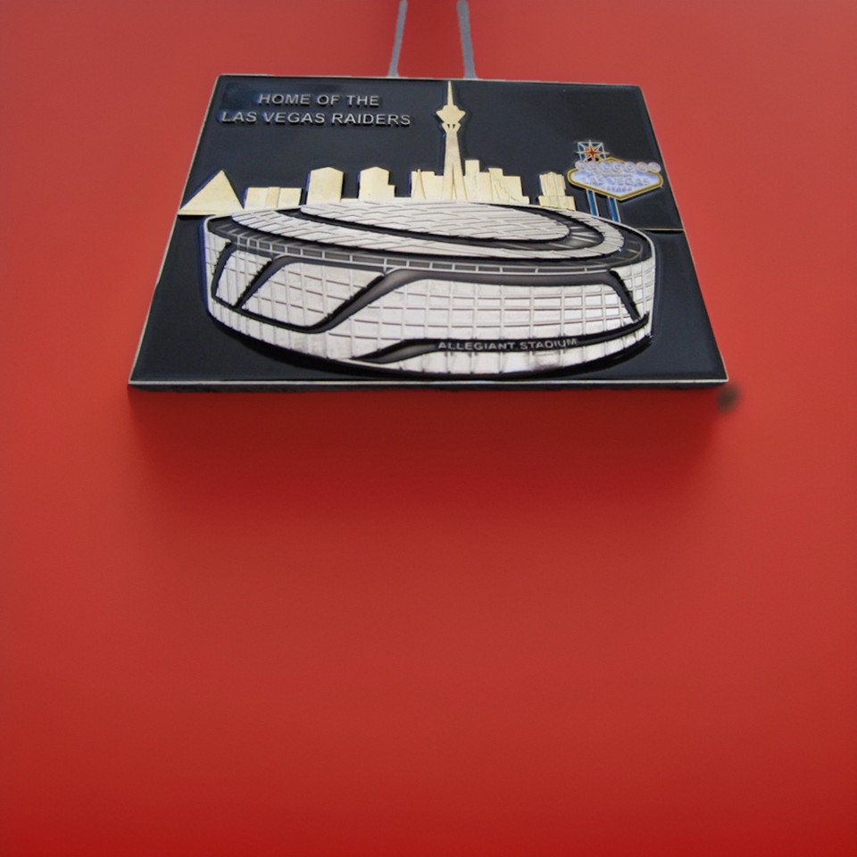 Las Vegas Raiders Stadium Welcome to Las Vegas Challenge Coin | eBay
