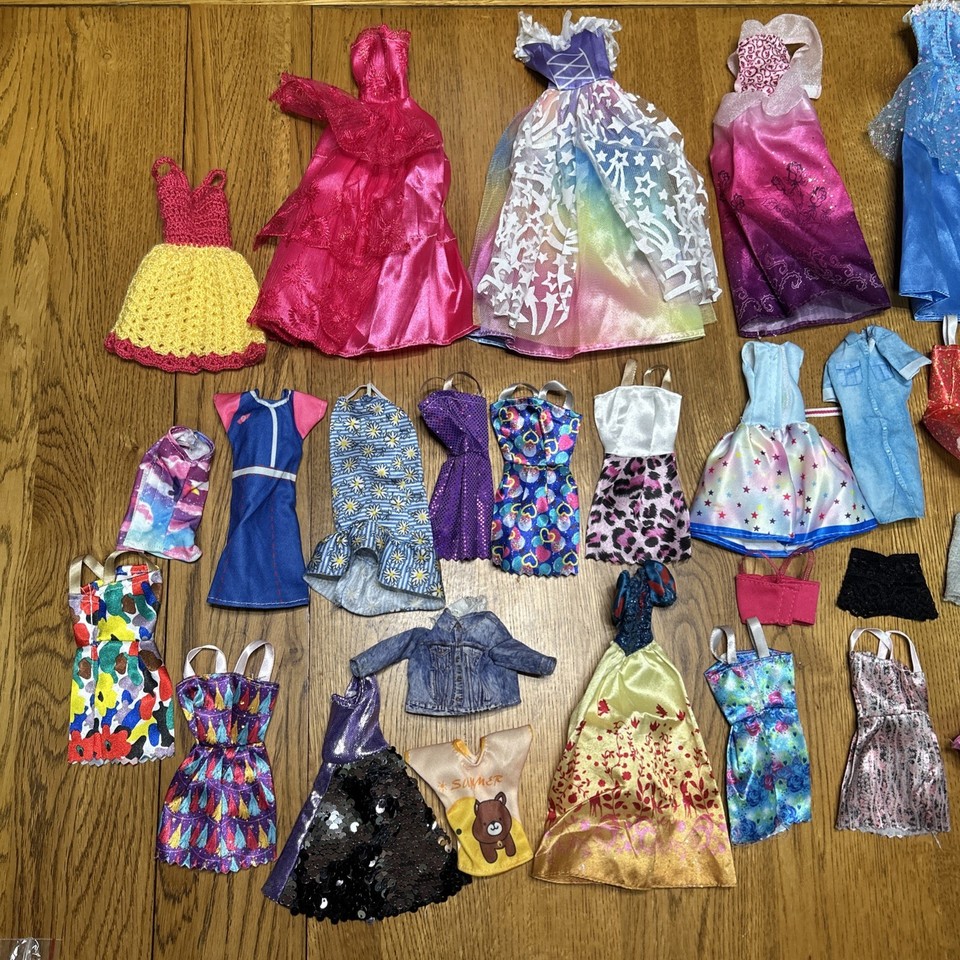 Barbie And Dolls with Ambulance Bundle Amazing Deal Mostly Good ...