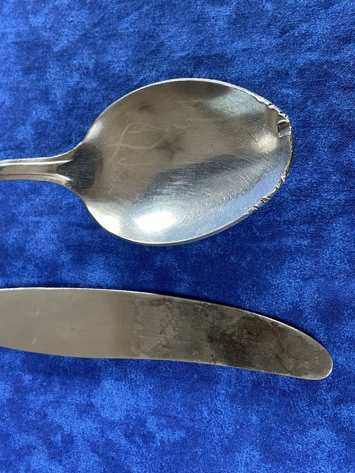 Ekco Silver Stainless Flatware Silverware Chevron EKS7 pattern 51 Pc ...