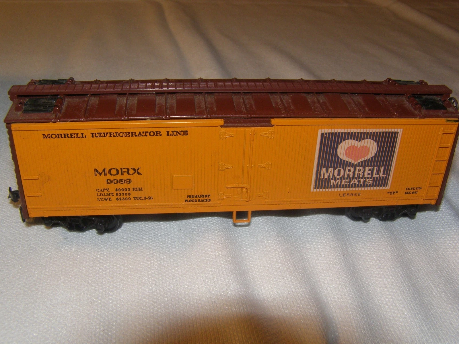 HO scale Athearns Morell Meats Reefer car 9089 (7) | eBay