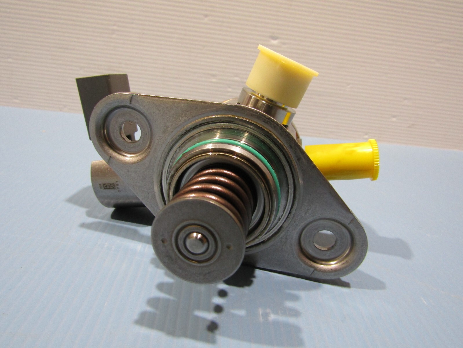 Mercedes High Pressure Fuel Pump M274 2.0 Petrol Genuine A2740700501 ...