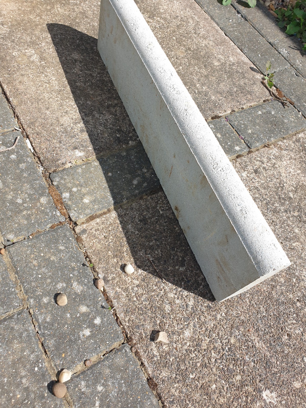 10 x Marshalls Round Smooth White Edging Stone - 600 x 150 x 50mm | eBay UK