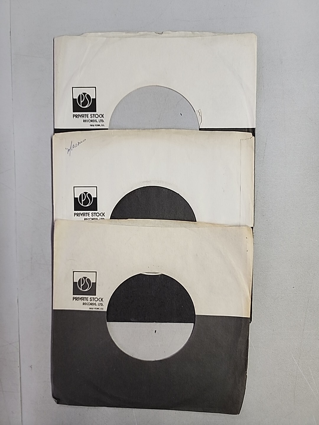45 RPM 7" RECORD SLEEVES CO. SLEEVE 3 PACK SEE PHOTOS - Private Stock ...