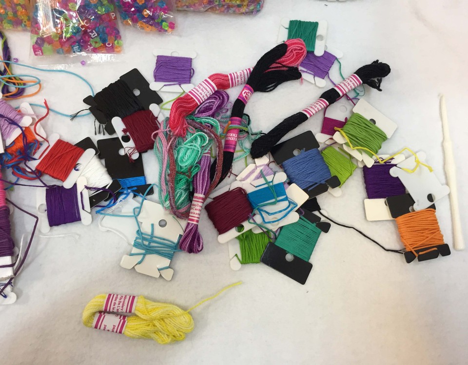 Weave Wheel Landyard Maker Instructions Neon Beads Cord Carded Thread ...