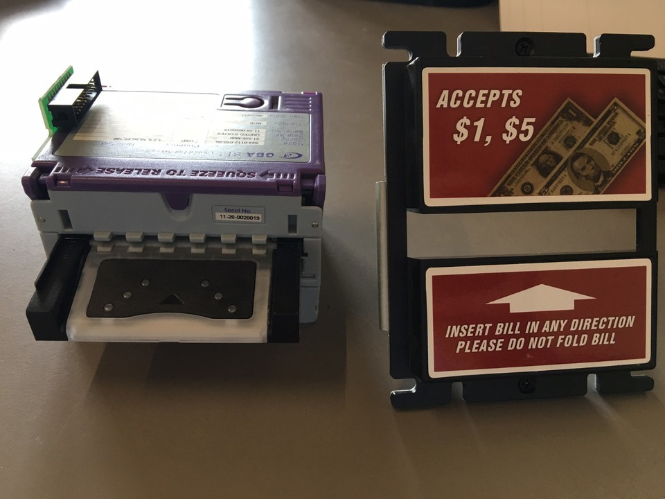 RS800, PC700 COMBO VENDING MACHINE BILL VALIDATOR REFURBISHED W ...