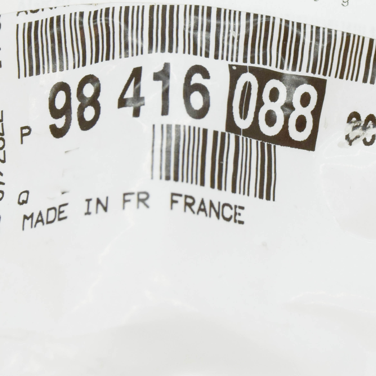 PEUGEOT 208 MK2 P21 Front Fender Staple 9841608880 NEW OEM | eBay.de
