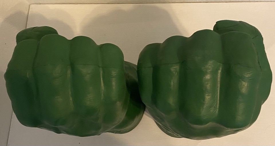 USED FOAM HULK HANDS With Box Works Make Sounds!! | eBay