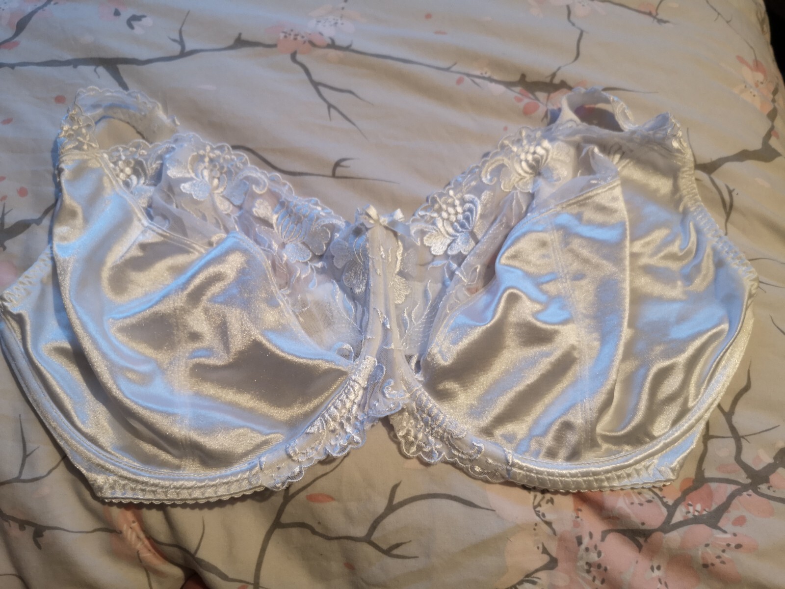 Ladies White Bra Full Cup Underwired Reg & Plus Size Women Firm Hold ...