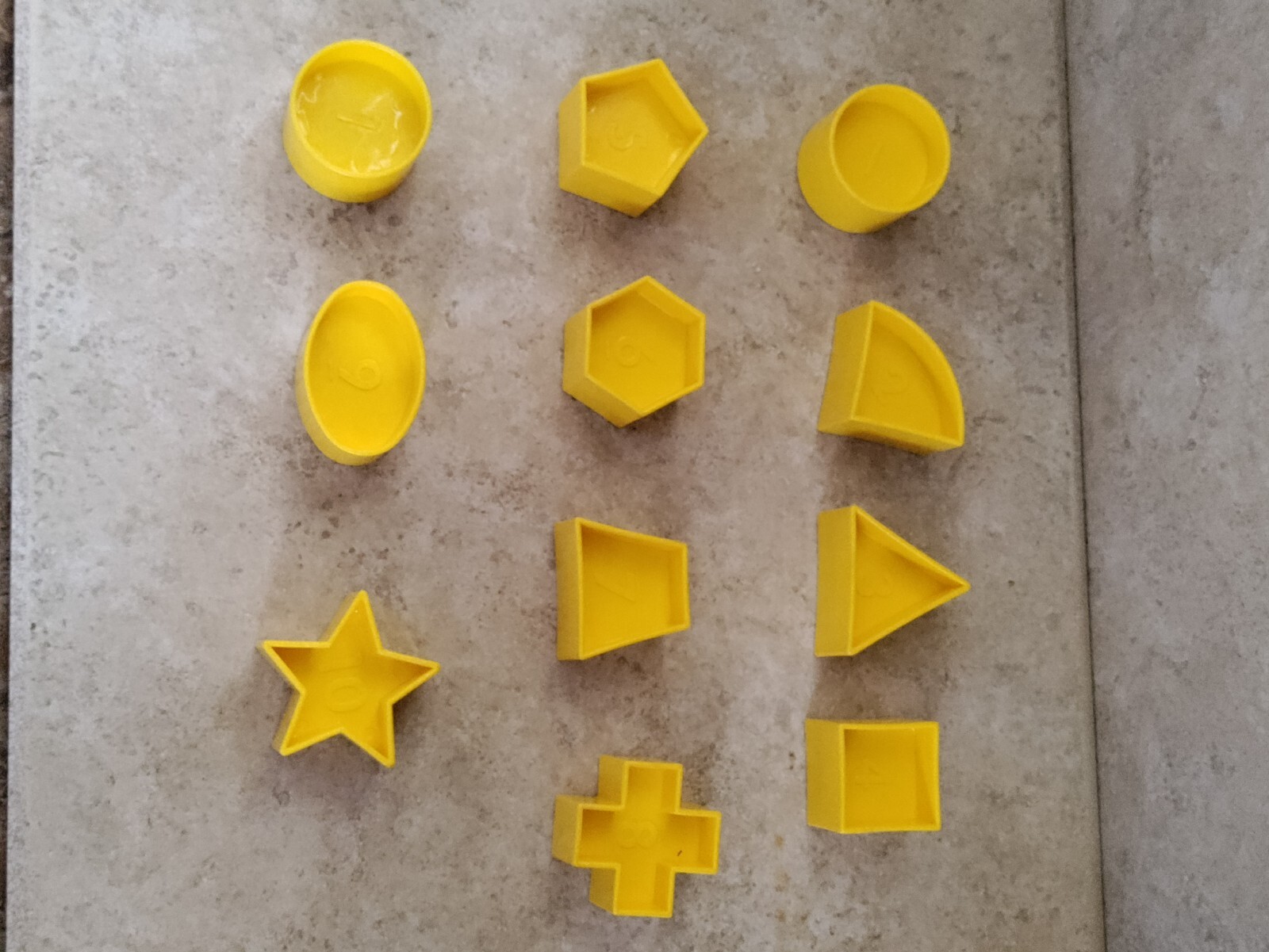 Tupperware Toys Shape-O-Ball Red Blue 11 Yellow shapes-Tupper Toy Learn ...