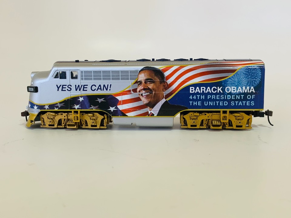 Bachmann Hawthorne Village HO Scale Barack Obama "Yes We Can ...