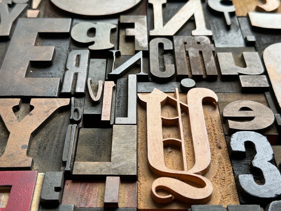 Giant Antique Letterpress Printer WOOD TYPE Mix 168 Pieces Full ...
