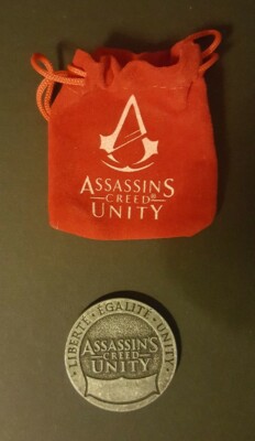Assassins Creed Unity Collectible Metal Coin Prop Red Velvet Pouch Loot ...