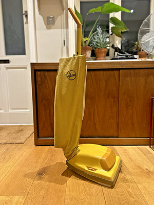 Vintage Hoover Junior U1036 Upright Vacuum Cleaner Retro Gold VGC ...