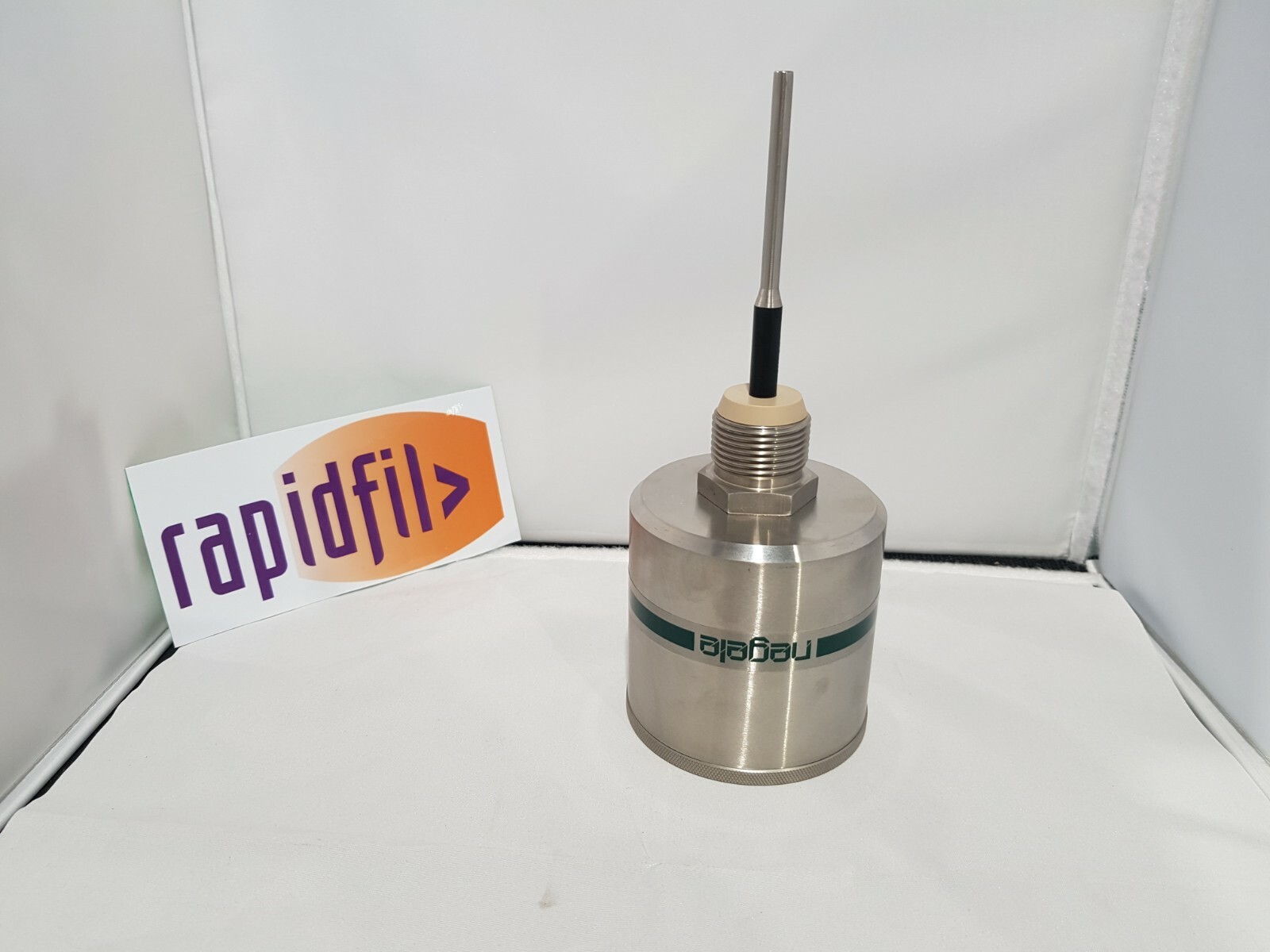 Negele Continuous Level Sensor NSK-357.1/0100/OI/M12 | eBay