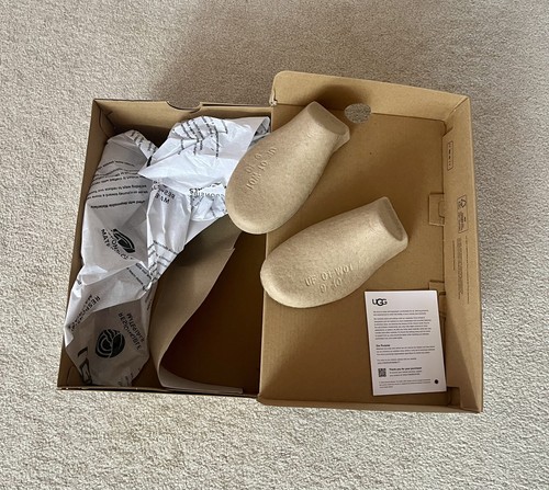Empty Box Stuffing & Papers From Ugg W Classic Slipper II, Size 7 ...