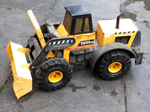 ORIGINAL YELLOW TONKA MIGHTY END LOADER EXCAVATOR 838 | eBay