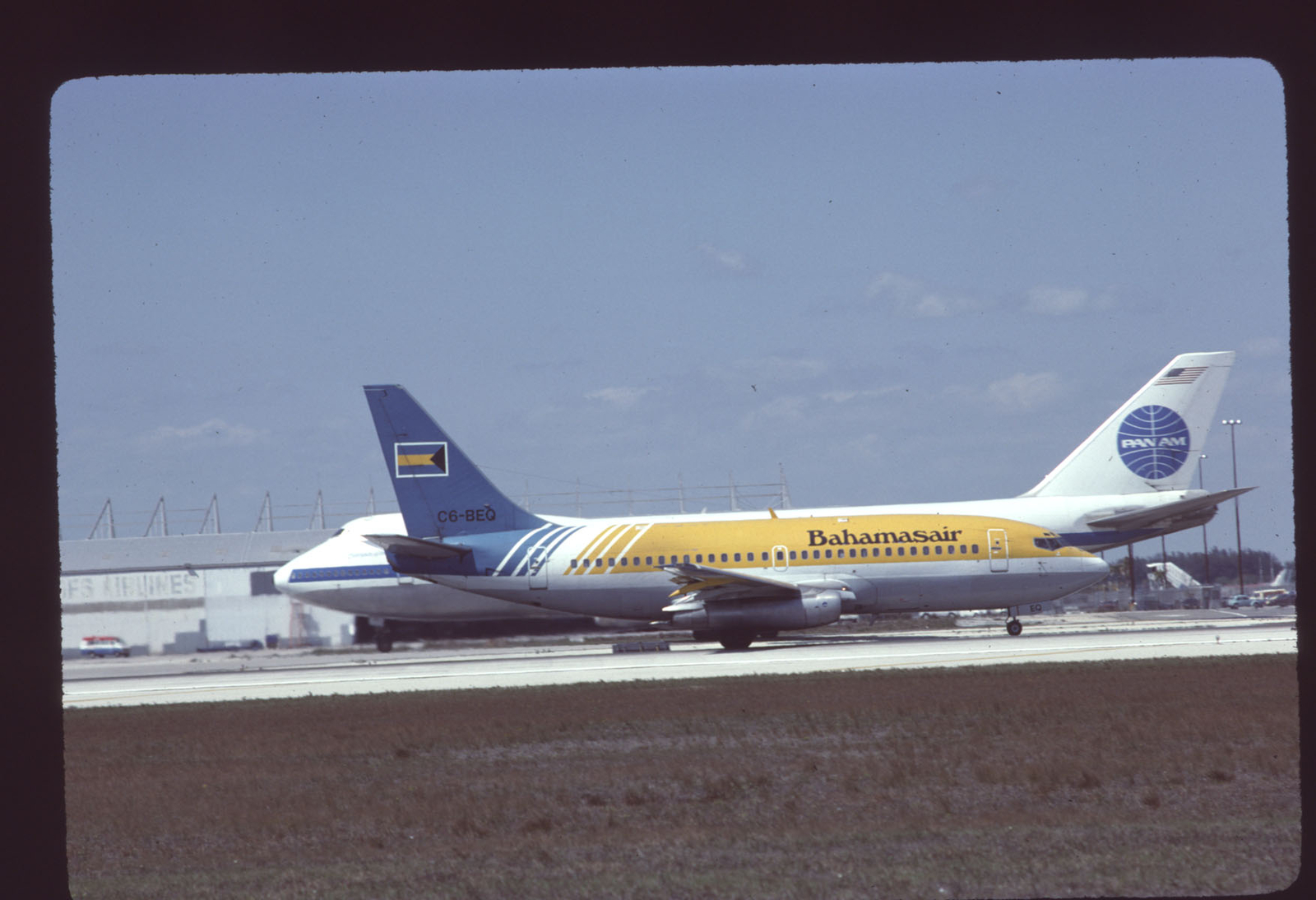 Orig 35mm airline slide Bahamasair 737-200 C6-BEQ | eBay