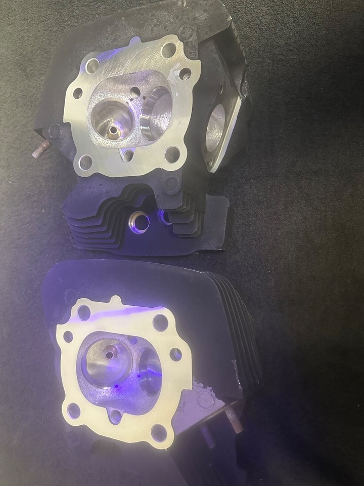 HARLEY-DAVIDSON EVO BIG TWIN CYLINDER HEADS offset directional valve ...