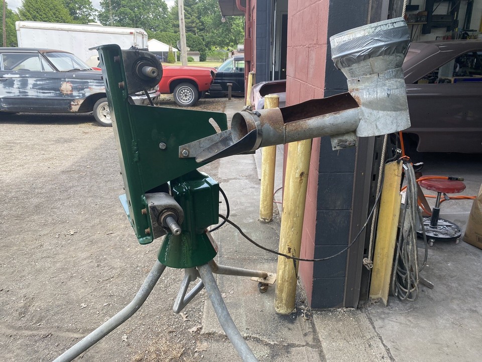 Atec Casey Pitching Machine (Needs Wheels) | eBay