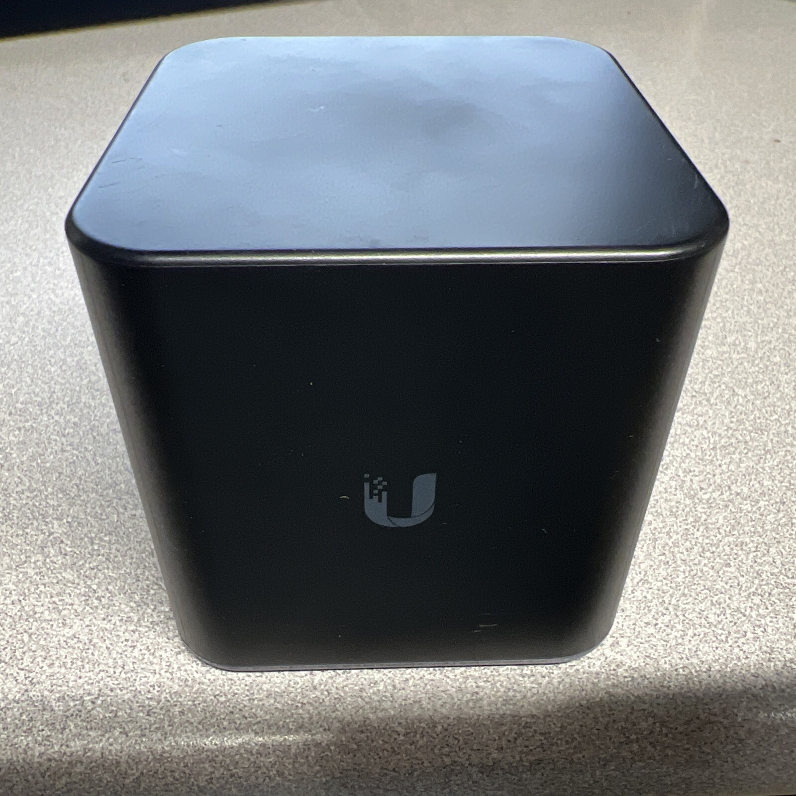 Ubiquiti airCube N300 Wi-Fi Access Point - 24v POE In/out 6 Port Router ...