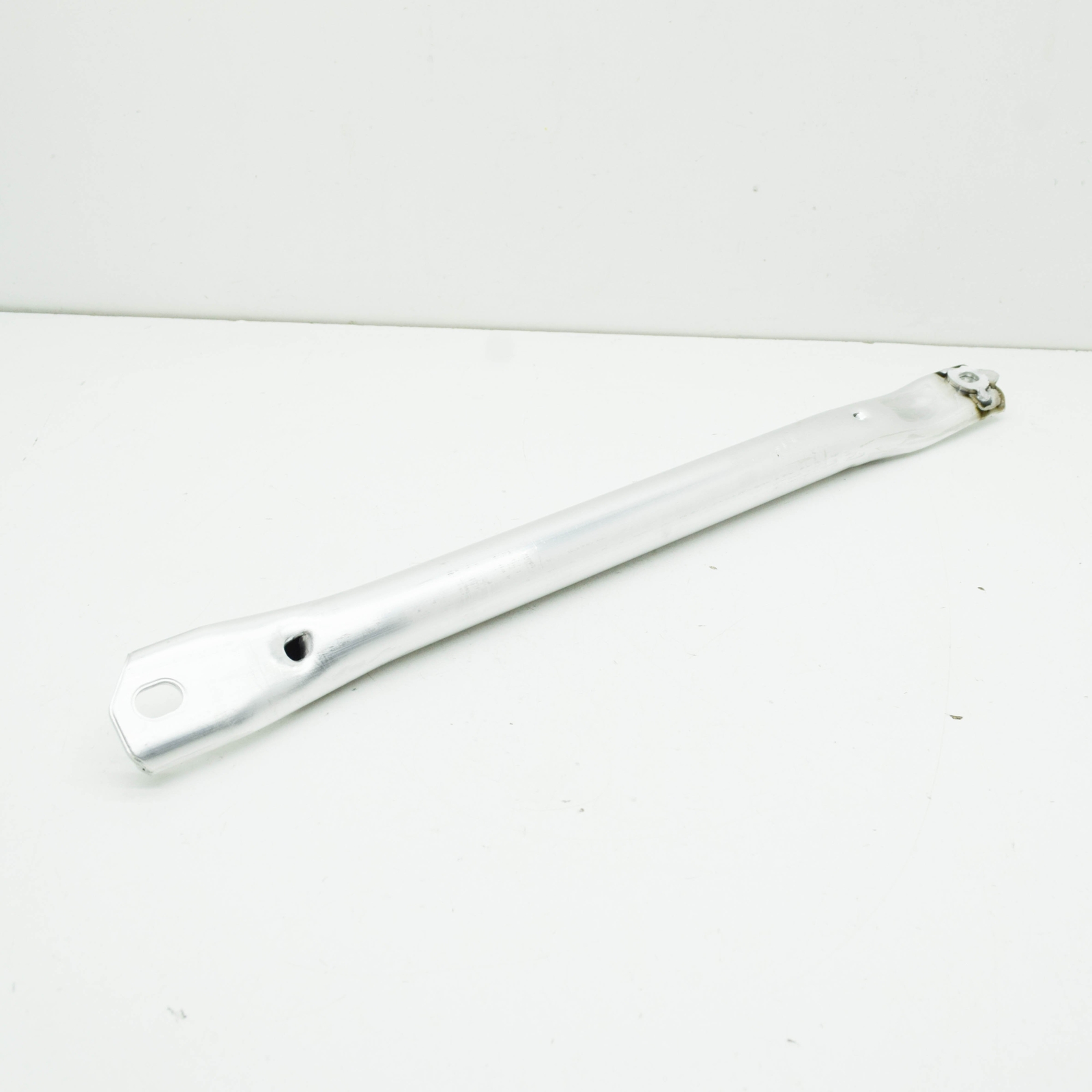 BMW 6 Gran Turismo G32 Front End Body Brace 51617377837 NEW GENUINE | eBay