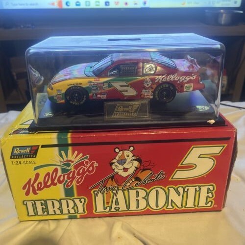 Action 1/24 Scale Terry Labonte #5 2000 Kellogg's Chevy Monte Carlo ...