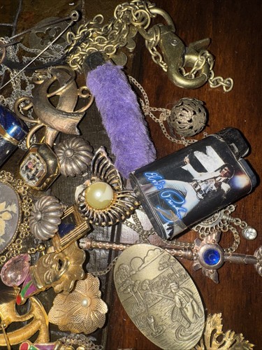 Vintage JUNK DRAWER Lot Pins Knives Magnets Keychains Brooches Lighters ...