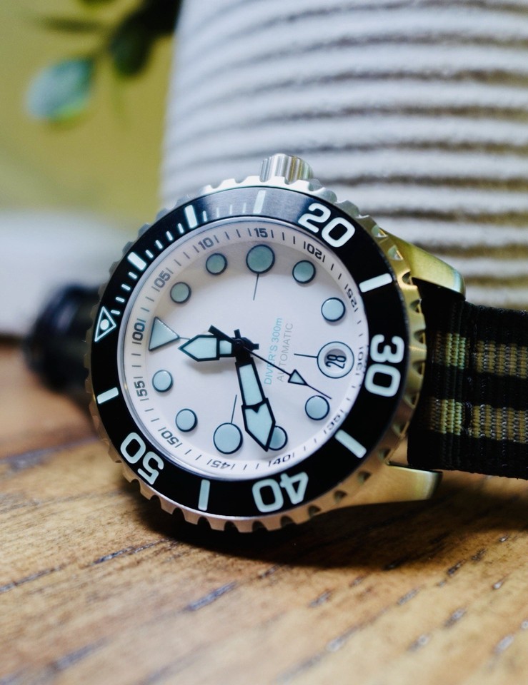 Helm Komodo 300m Automatic Dive Watch Excellent Condition Free Shipping ...