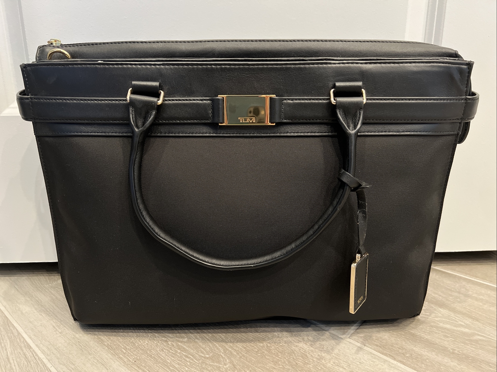 Tumi Larkin Edna Brief Black Business Laptop Crossbody Tote Bag 73645D ...