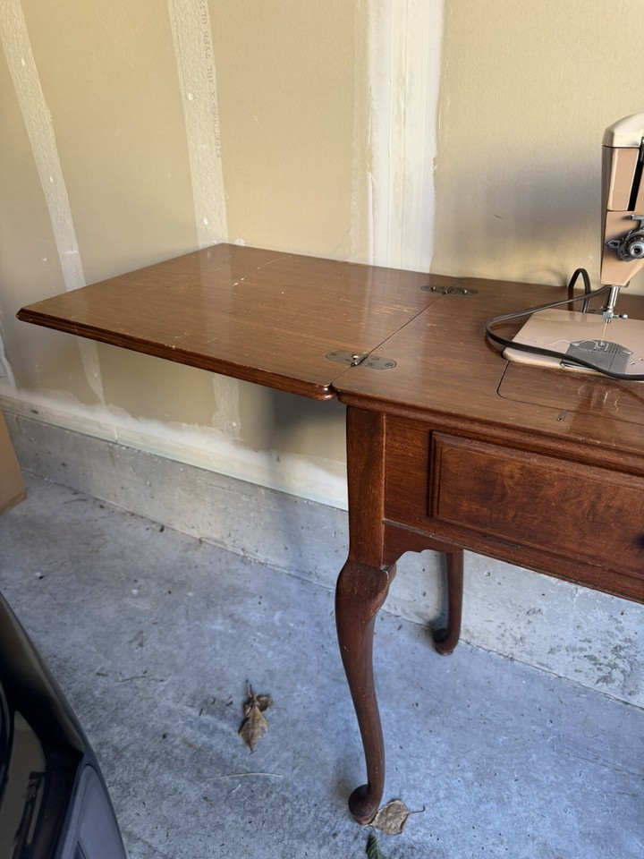 Singer 401A Sewing Machine In Cabinet W Extras | eBay