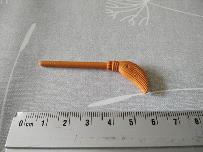 LEGO FABULAND - orange broom - balai | eBay