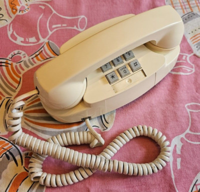 Vintage Mid Century Princess Phone Telephone Lighted Push Button Dial ...
