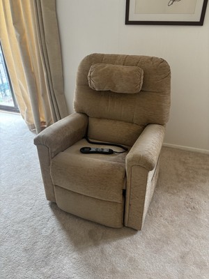 Adjustamatic Windsor Riser Recliner Chair - LAST CHANCE | eBay UK