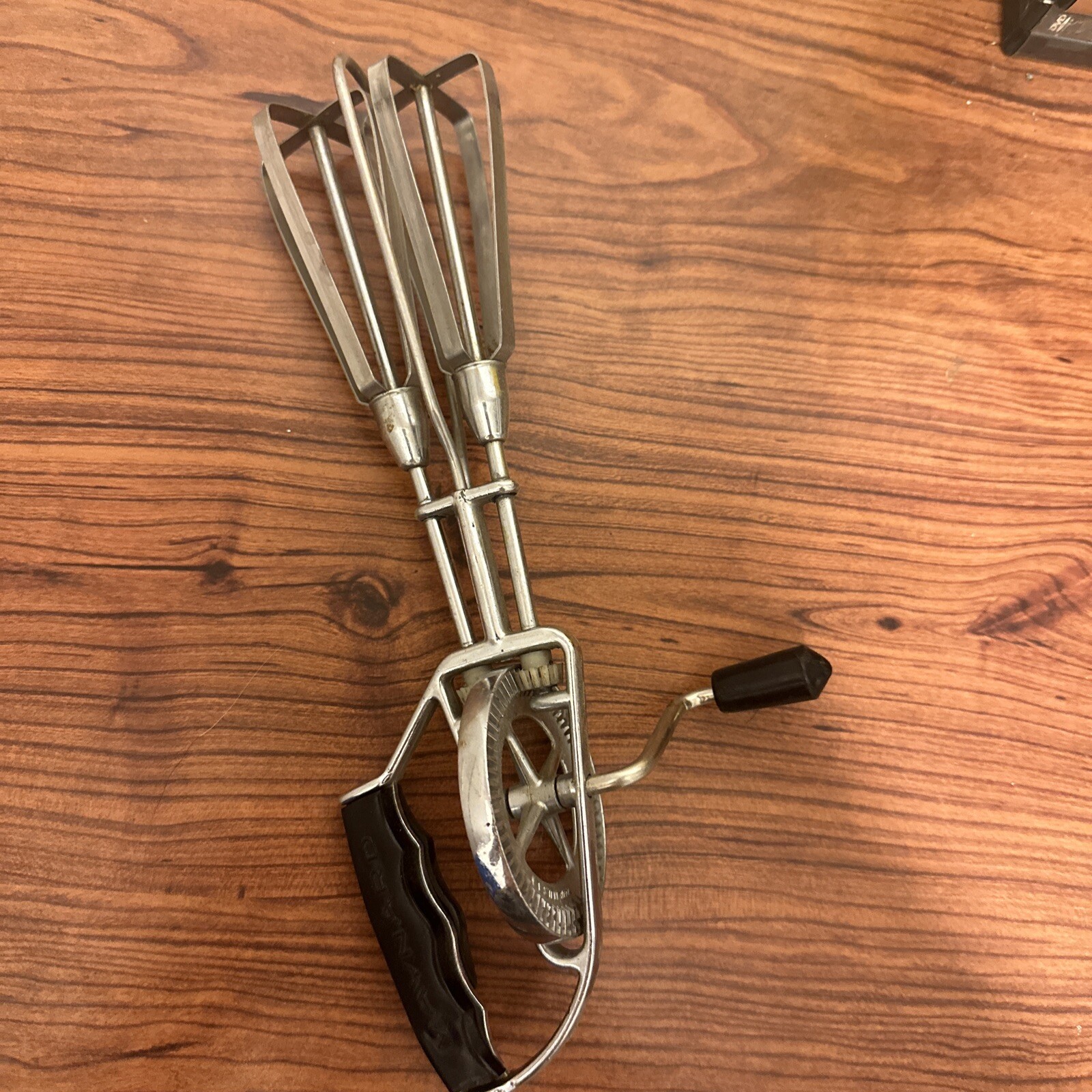 Vintage Maynard Black 2 Tier Egg Beater Manual Hand Mixer Double Nylon ...