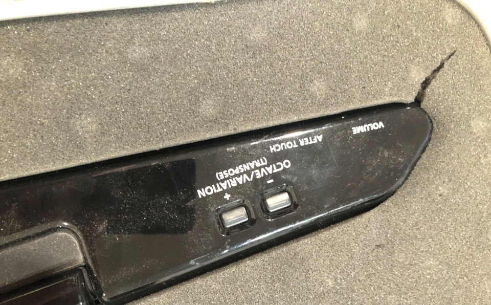 Roland AX-Synth Keyboard Synthesizer w/ Hard Case 886830742576 | eBay