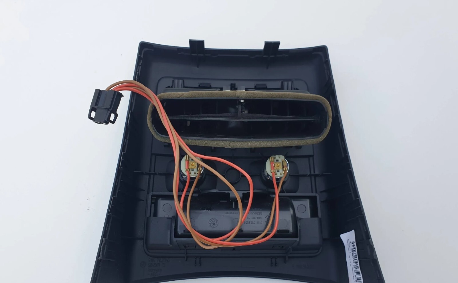 BMW 3 Series E90 E91 Center Console Light Socket Black Rear Air Vent ...