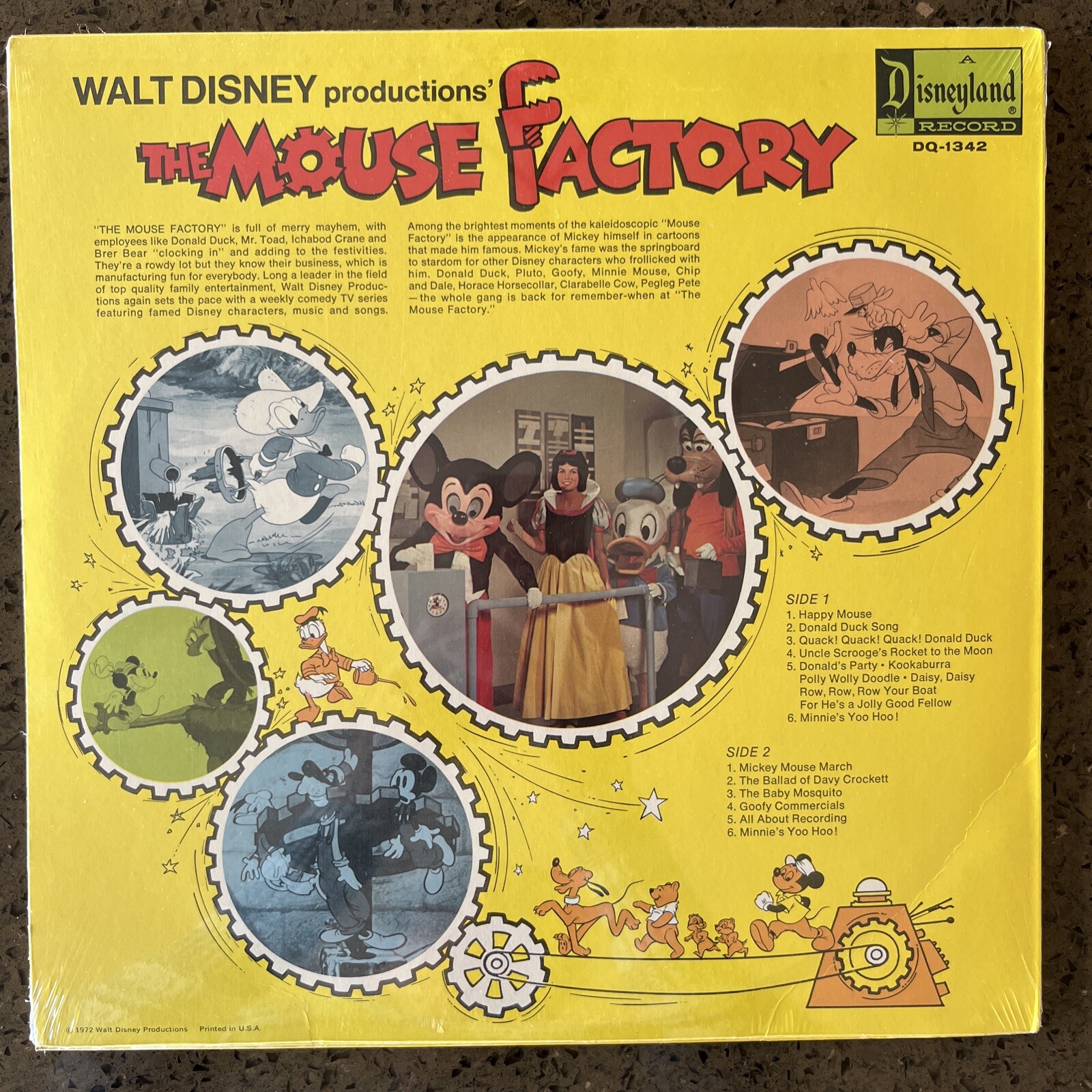 NEW Walt Disney THE MOUSE FACTORY Present Mickey & Friends SEALED Vinyl ...
