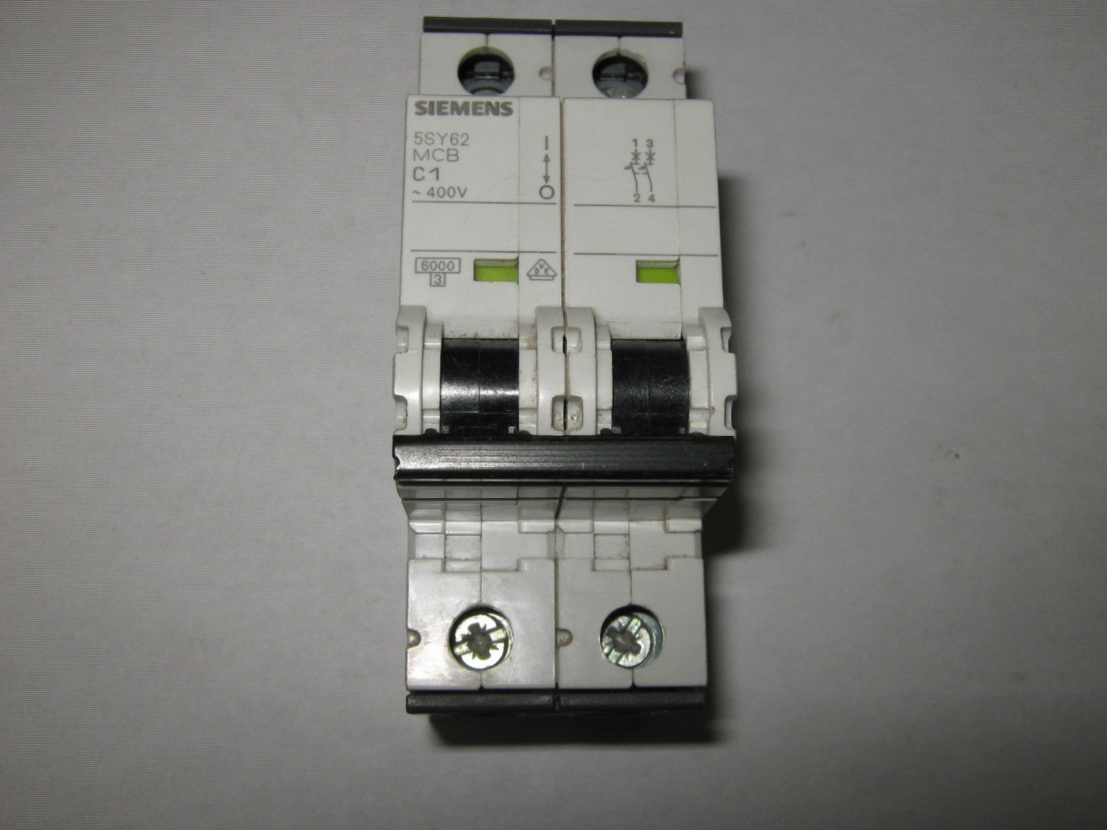 Siemens 5SY62 MCB C1 Circuit Breaker, 5SY6201-7, New | eBay
