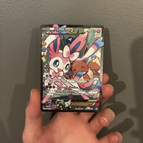 Pokémon Slyveon EX RC21/RC32 Holo Card Generations Radiant Collection ...