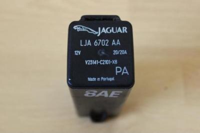 RADIATOR COOLING FAN RELAY / CONTROL MODULE - Jaguar XJ8 XJR XK8 XKR ...