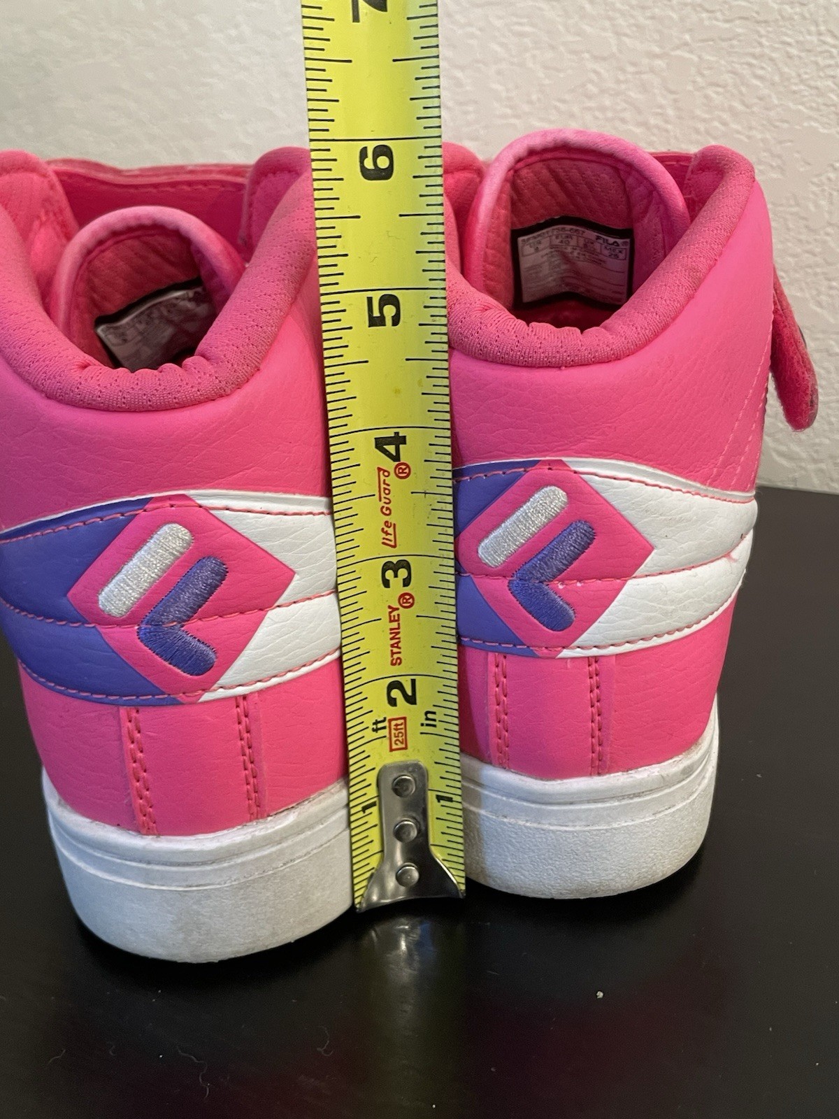 FILA Womens 9 High Top Sneakers Neon Bright Pink Shoes Vulc 3 Athletic ...