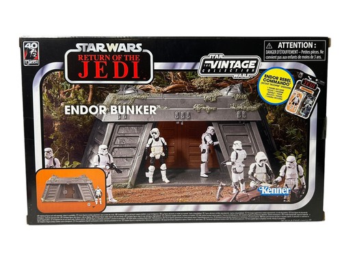 Star Wars The Vintage Collection Endor Bunker With Rebel Commando MINT ...