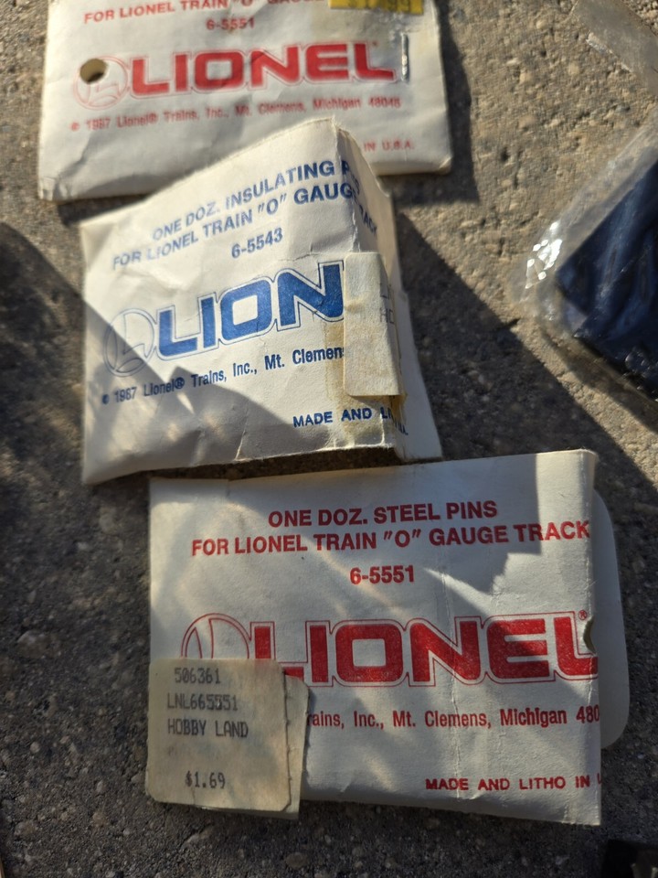 Mixed Lot of LIONEL Train Pieces Parts | eBay