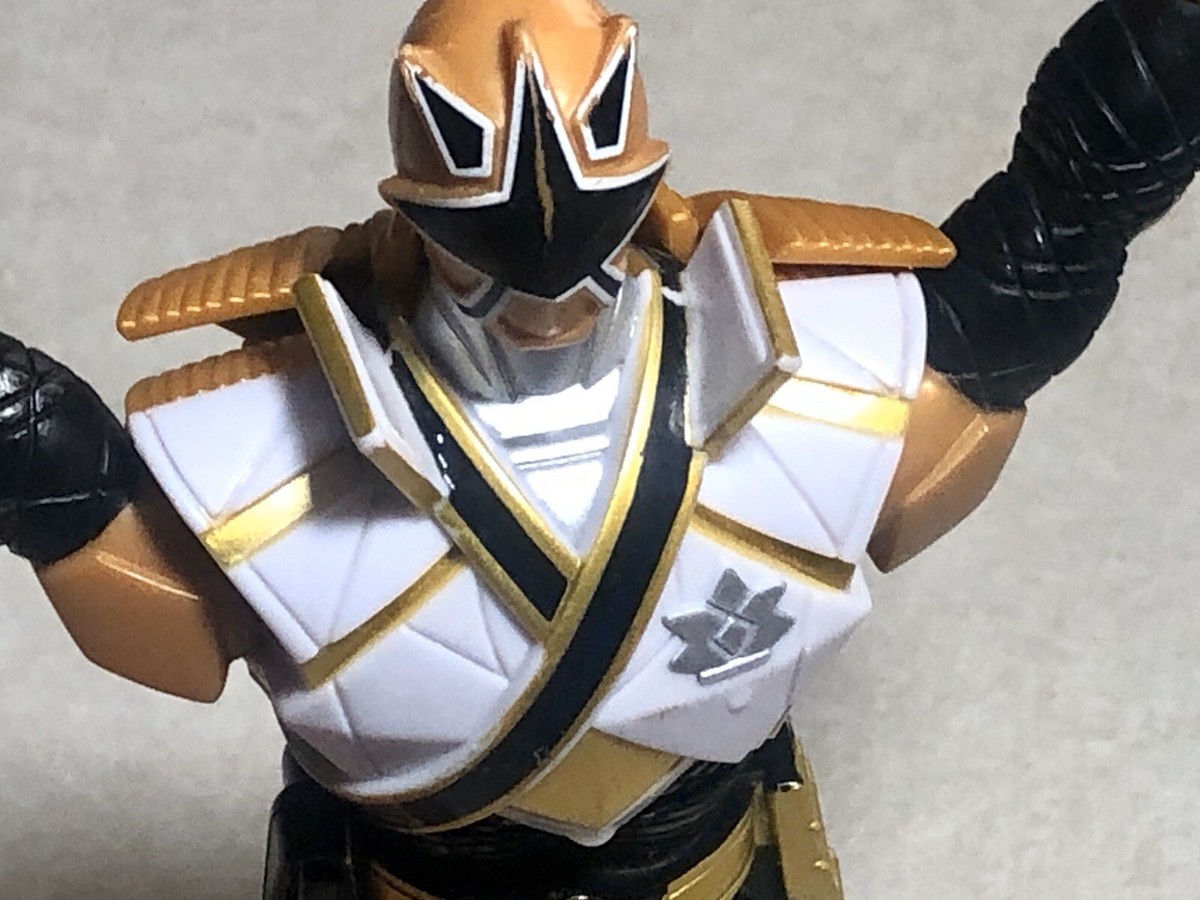 Power Rangers Samurai Gold Ranger Super Mode