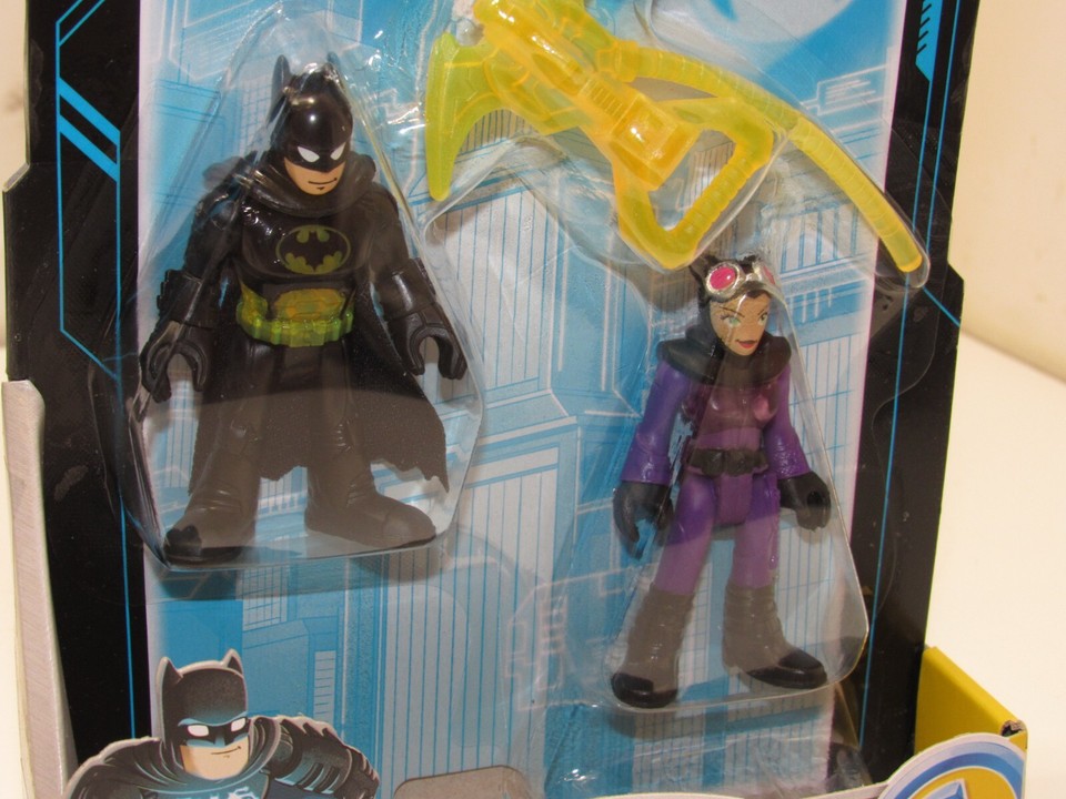 IMAGINEXT DC SUPER FRIENDS BATMAN AND CATWOMAN FIGURES NEW ON CARD FREE ...
